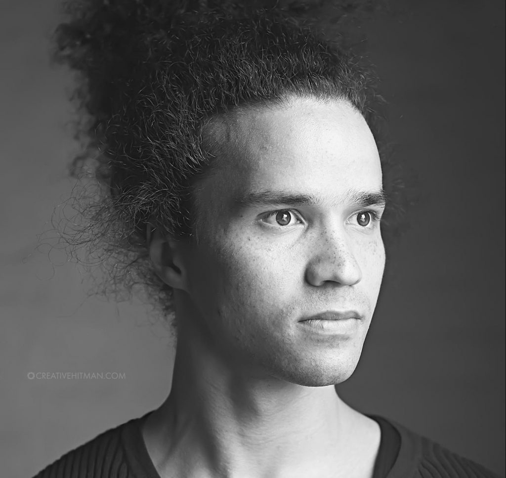 Tanztheater Adrian Look